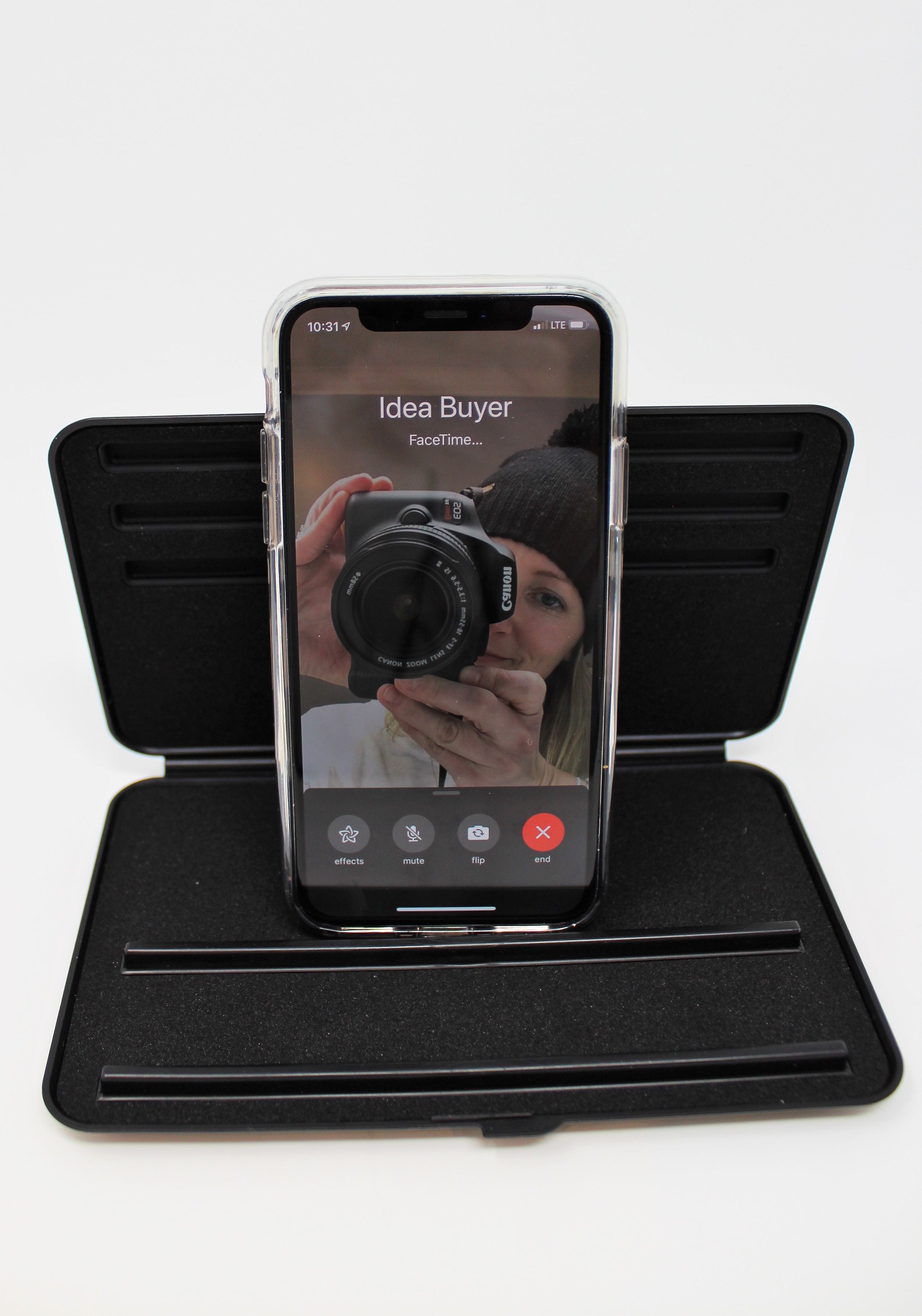 Phone Throne Facetime - Idea Buyer - We Turn Ideas Into Businesses® - 2024